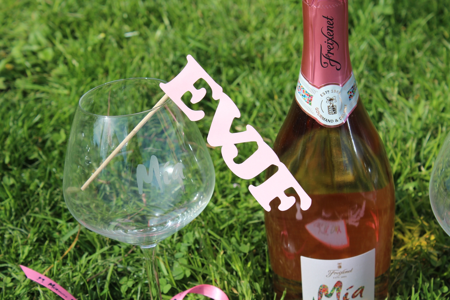 BOX EVJF – J’ai testé « My Freix Bride Box » – La Sœur de la Mariée