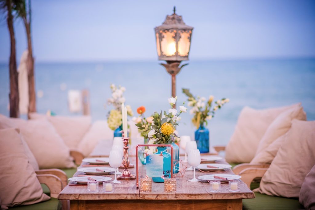 « Sea, Love and Sun », un mariage romantique sur le sable – La Sœur de ...