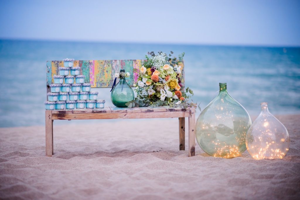 « Sea, Love and Sun », un mariage romantique sur le sable – La Sœur de ...
