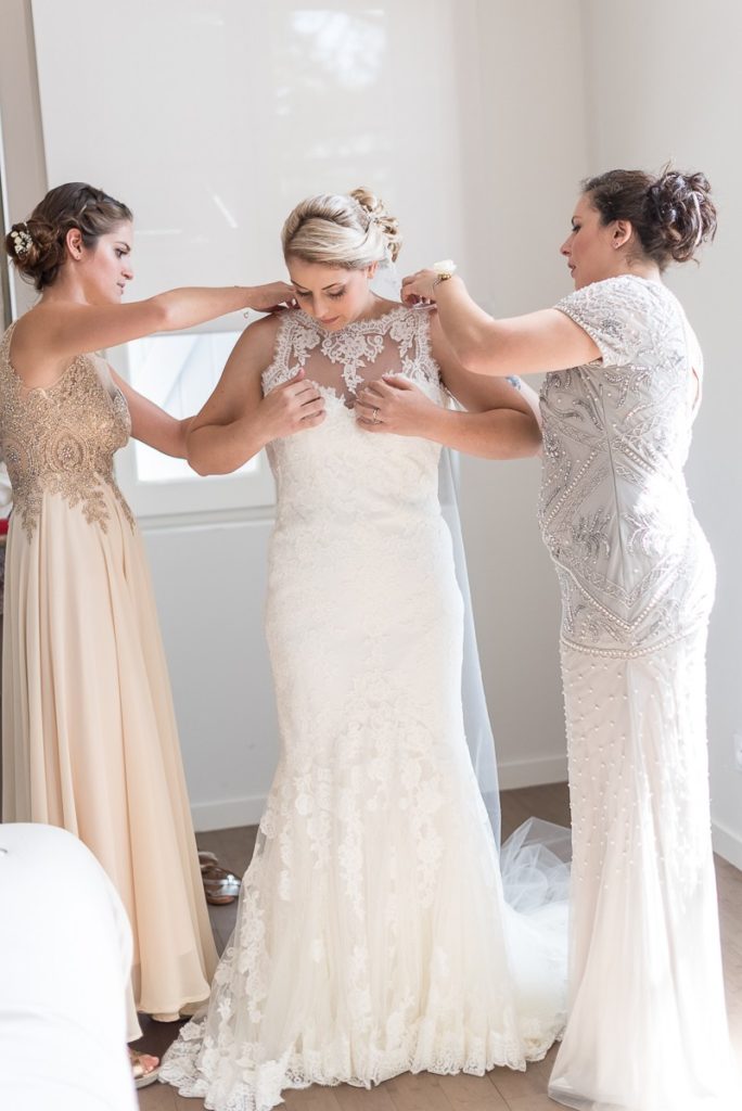 Le mariage rétro de Sandy et Anthony – La Sœur de la Mariée